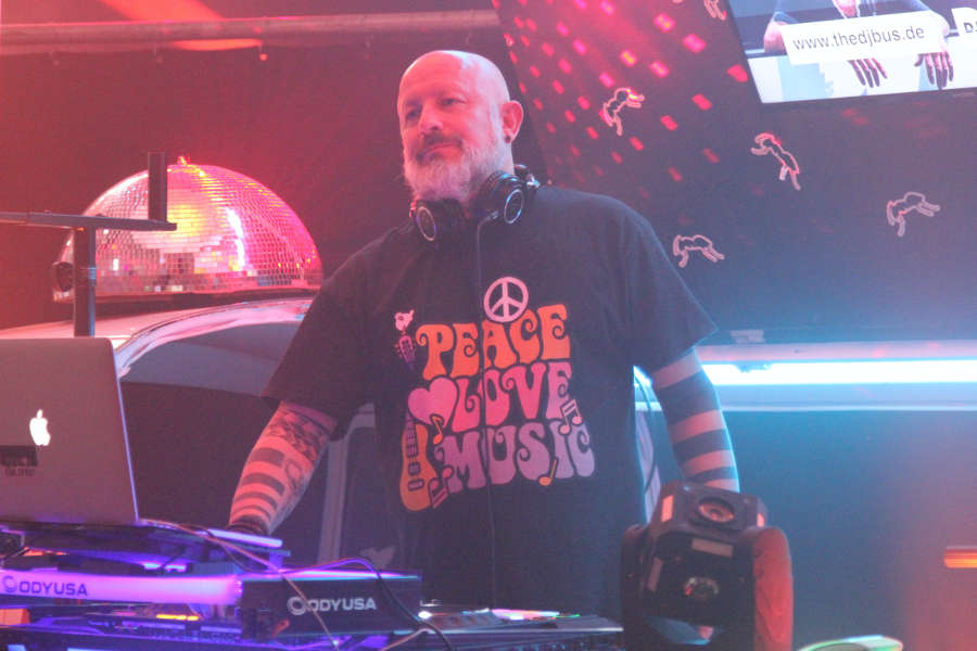 DJ Didi beim Musikalischen Mittag am 04. August 2022 in Ludwigshafen ...